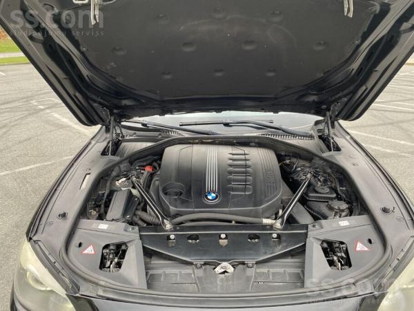 BMW 730 2009 Rīga vietnē Melns BMW 730 2009 Rīga, ar dzinēja tilpumu 3.00 L un nobraukumu 246 tūkst. km par 8800 €, foto 9 vietnē AUTOMOTO.COM.LV