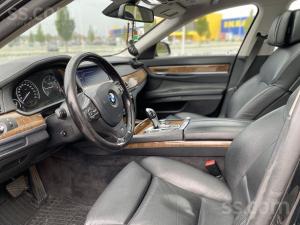 Черный БМВ 730 2009 в Рига, объемом двигателя 3.00 л и пробегом 246 тыс. км за 8800 €, фото 13 на AUTOMOTO.COM.LV