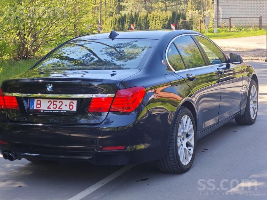 Melns BMW 730 2010 Ogre, ar dzinēja tilpumu 3.00 L un nobraukumu 268 tūkst. km par 10600 €, foto 6 vietnē AUTOMOTO.COM.LV