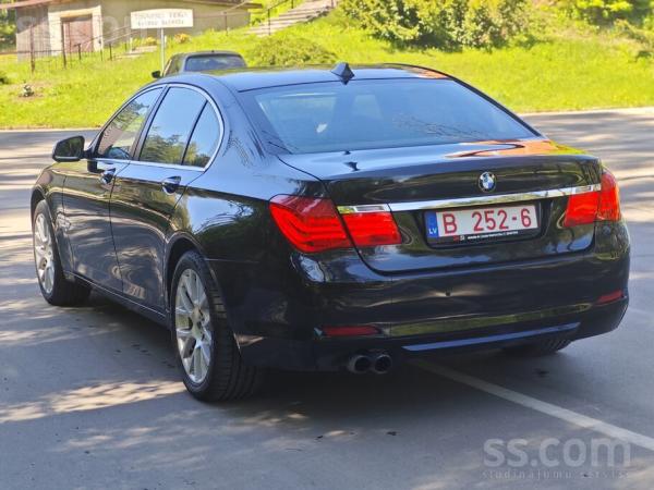 Melns BMW 730 2010 Ogre, ar dzinēja tilpumu 3.00 L un nobraukumu 268 tūkst. km par 10600 €, foto 8 vietnē AUTOMOTO.COM.LV