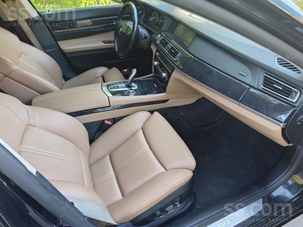 Melns BMW 730 2010 Ogre, ar dzinēja tilpumu 3.00 L un nobraukumu 268 tūkst. km par 10600 €, foto 10 vietnē AUTOMOTO.COM.LV