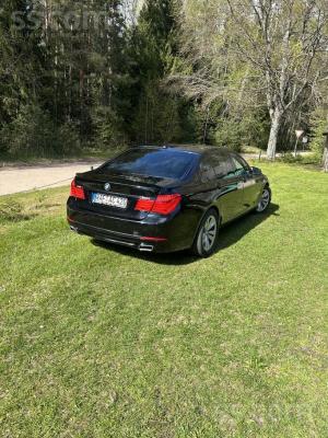 Melns BMW 730 2010 Rīga, ar dzinēja tilpumu 3.00 L un nobraukumu 299 tūkst. km par 5500 €, foto 3 vietnē AUTOMOTO.COM.LV