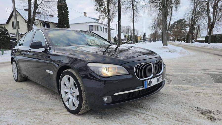 Melns BMW 730 2010 Alīta, ar dzinēja tilpumu 0.00 L un nobraukumu 350 tūkst. km par 13350 €, foto 1 vietnē AUTOMOTO.COM.LV