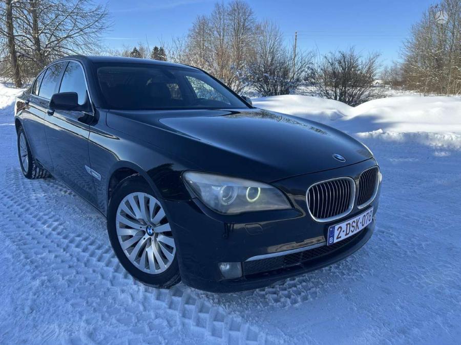 Melns BMW 730 2010 Utena, ar dzinēja tilpumu 0.00 L un nobraukumu 365 tūkst. km par 6300 €, foto 1 vietnē AUTOMOTO.COM.LV