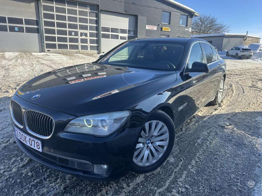 Melns BMW 730 2010 Utena, ar dzinēja tilpumu 0.00 L un nobraukumu 365 tūkst. km par 6300 €, foto 2 vietnē AUTOMOTO.COM.LV