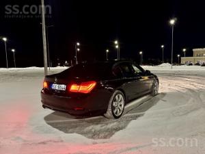 Melns BMW 730 2010 Rīga, ar dzinēja tilpumu 3.00 L un nobraukumu 243 tūkst. km par 9200 €, foto 5 vietnē AUTOMOTO.COM.LV