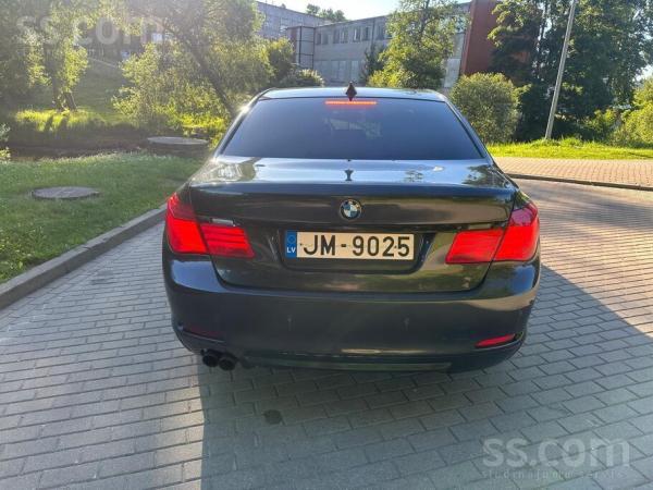 Melns BMW 730 2010 Dobele, ar dzinēja tilpumu 3.00 L un nobraukumu 405 tūkst. km par 8000 €, foto 4 vietnē AUTOMOTO.COM.LV