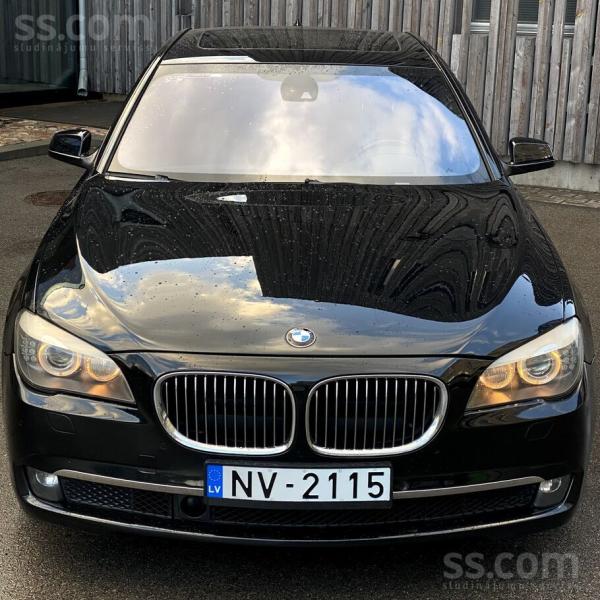 Черный БМВ 730 2010 в Рига, объемом двигателя 3.00 л и пробегом 262 тыс. км за 8350 €, фото 5 на AUTOMOTO.COM.LV