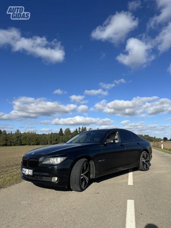 BMW 730 2010 Šauļi vietnē Melns BMW 730 2010 Šauļi, ar dzinēja tilpumu 3.00 L un nobraukumu 323 tūkst. km par 8100 €, foto 11 vietnē AUTOMOTO.COM.LV