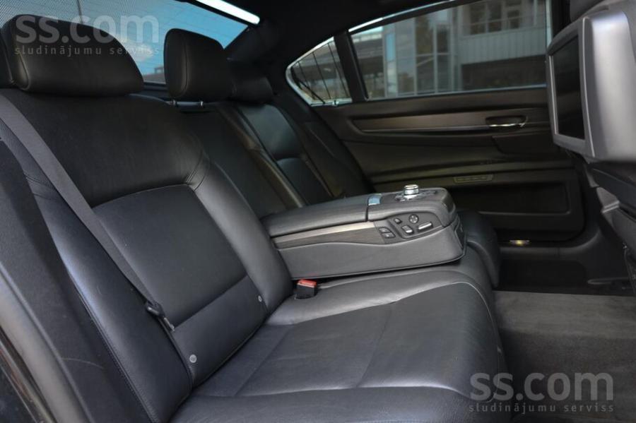 Melns BMW 730 2011 Rīga, ar dzinēja tilpumu 3.00 L un nobraukumu 0 tūkst. km par 11995 €, foto 22 vietnē AUTOMOTO.COM.LV