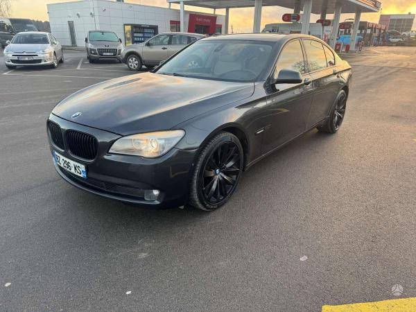 Melns BMW 730 2011 Tauragė, ar dzinēja tilpumu 3.00 L un nobraukumu 289 tūkst. km par 8400 €, foto 1 vietnē AUTOMOTO.COM.LV