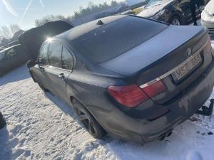 Melns BMW 730 2011 Marijampole, ar dzinēja tilpumu 0.00 L un nobraukumu 245 tūkst. km par 6600 €, foto 5 vietnē AUTOMOTO.COM.LV