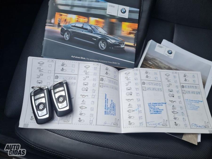 Black BMW 730 2011 in Marijampole, with an engine capacity of 3.00 L and mileage of 80 thousand km for 14500 €, photo 23 on AUTOMOTO.COM.LV
