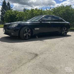 Black BMW 730 2011 in Vilnius, with an engine capacity of 3.00 L and mileage of 455 thousand km for 9900 €, photo 7 on AUTOMOTO.COM.LV
