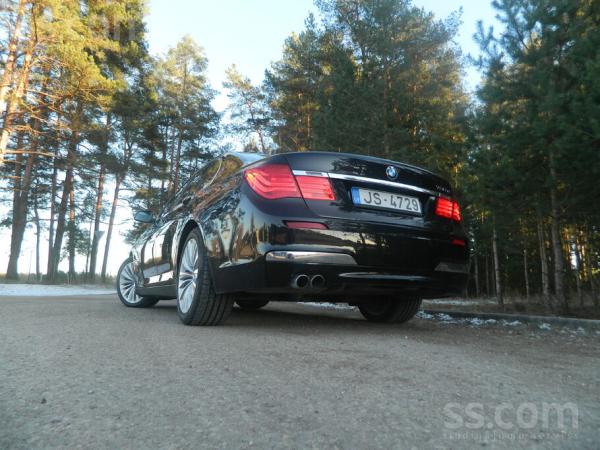 Melns BMW 730 2011 Ogre, ar dzinēja tilpumu 3.00 L un nobraukumu 391 tūkst. km par 10999 €, foto 8 vietnē AUTOMOTO.COM.LV