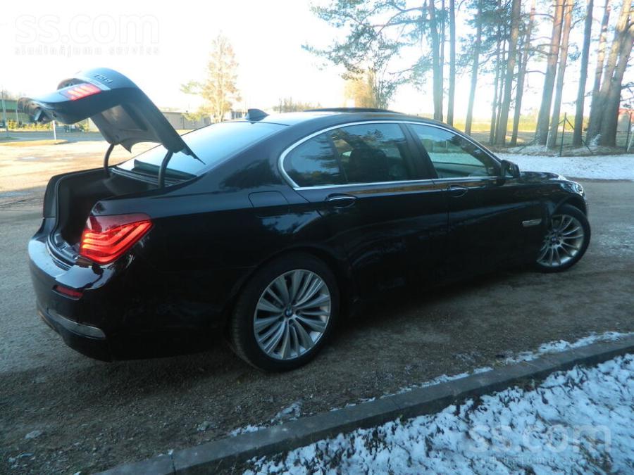 Melns BMW 730 2011 Ogre, ar dzinēja tilpumu 3.00 L un nobraukumu 391 tūkst. km par 10999 €, foto 14 vietnē AUTOMOTO.COM.LV
