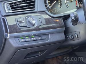Black BMW 730 2011 in Riga, with an engine capacity of 3.00 L and mileage of 317 thousand km for 12000 €, photo 32 on AUTOMOTO.COM.LV