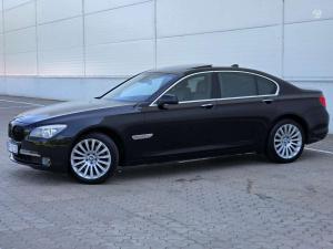 Black BMW 730 2011 in Riga, with an engine capacity of 2.99 L and mileage of 317 thousand km for 12500 €, photo 10 on AUTOMOTO.COM.LV