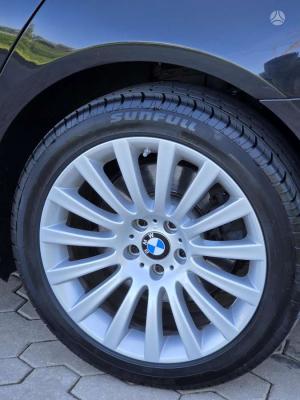 Black BMW 730 2011 in Riga, with an engine capacity of 2.99 L and mileage of 317 thousand km for 12500 €, photo 30 on AUTOMOTO.COM.LV