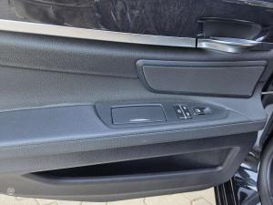 Black BMW 730 2011 in Riga, with an engine capacity of 2.99 L and mileage of 317 thousand km for 12500 €, photo 34 on AUTOMOTO.COM.LV