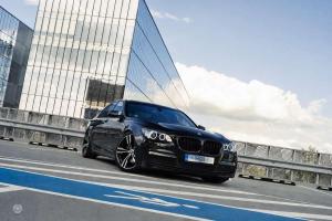 Black BMW 730 2011 in Vilnius, with an engine capacity of 2.99 L and mileage of 292 thousand km for 6990 €, photo  on AUTOMOTO.COM.LV