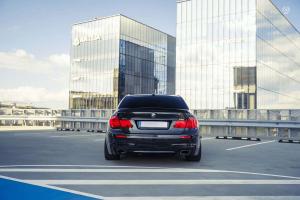 Black BMW 730 2011 in Vilnius, with an engine capacity of 2.99 L and mileage of 292 thousand km for 6990 €, photo 8 on AUTOMOTO.COM.LV