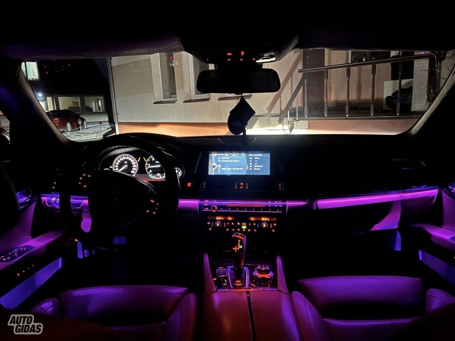 Melns BMW 730 2011 Viļņa, ar dzinēja tilpumu 3.00 L un nobraukumu 500 tūkst. km par 8500 €, foto 10 vietnē AUTOMOTO.COM.LV