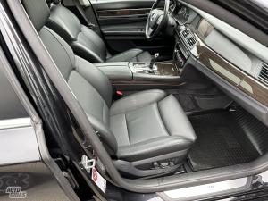 Melns BMW 730 2011 Avižieniai, ar dzinēja tilpumu 3.00 L un nobraukumu 89 tūkst. km par 15950 €, foto 5 vietnē AUTOMOTO.COM.LV