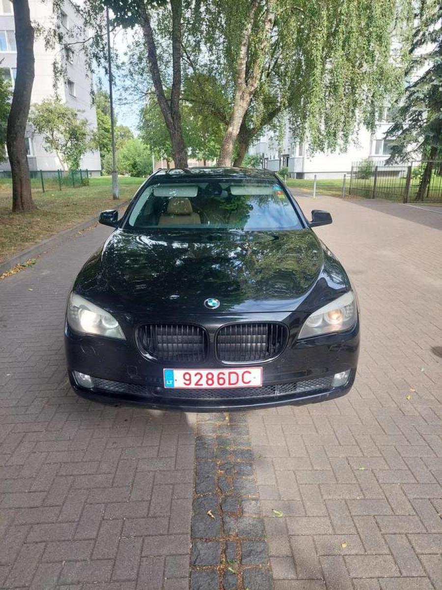 Черный БМВ 730 2011 в Ионава, объемом двигателя 2.99 л и пробегом 205 тыс. км за 9350 €, фото 4 на AUTOMOTO.COM.LV