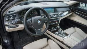 Black BMW 730 2011 in Riga, with an engine capacity of 3.00 L and mileage of 314 thousand km for 9950 €, photo 20 on AUTOMOTO.COM.LV