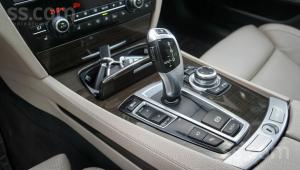 Black BMW 730 2011 in Riga, with an engine capacity of 3.00 L and mileage of 314 thousand km for 9950 €, photo 22 on AUTOMOTO.COM.LV