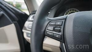 Black BMW 730 2011 in Riga, with an engine capacity of 3.00 L and mileage of 314 thousand km for 9950 €, photo 24 on AUTOMOTO.COM.LV