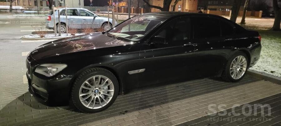 Melns BMW 730 2012 Ventspils, ar dzinēja tilpumu 4.00 L un nobraukumu 194 tūkst. km par 2500 €, foto 11 vietnē AUTOMOTO.COM.LV