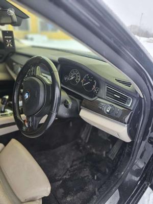 Melns BMW 730 2012 Elektrėnai, ar dzinēja tilpumu 2.99 L un nobraukumu 293 tūkst. km par 4500 €, foto 5 vietnē AUTOMOTO.COM.LV