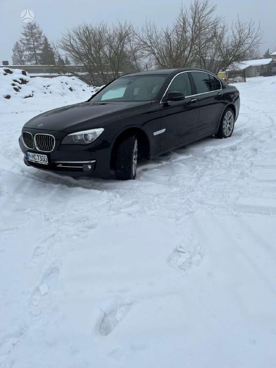 Melns BMW 730 2012 Alīta, ar dzinēja tilpumu 2.99 L un nobraukumu 233 tūkst. km par 14850 €, foto 4 vietnē AUTOMOTO.COM.LV