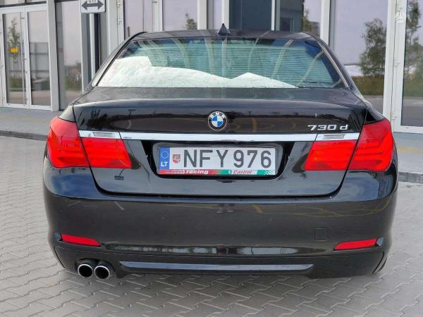 Black BMW 730 2012 in Vilnius, with an engine capacity of 2.99 L and mileage of 332 thousand km for 10600 €, photo 5 on AUTOMOTO.COM.LV