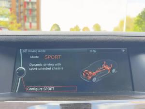 Black BMW 730 2012 in Riga, with an engine capacity of 3.00 L and mileage of 285 thousand km for 7990 €, photo 19 on AUTOMOTO.COM.LV