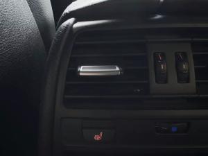 Black BMW 730 2012 in Riga, with an engine capacity of 3.00 L and mileage of 285 thousand km for 7990 €, photo 30 on AUTOMOTO.COM.LV