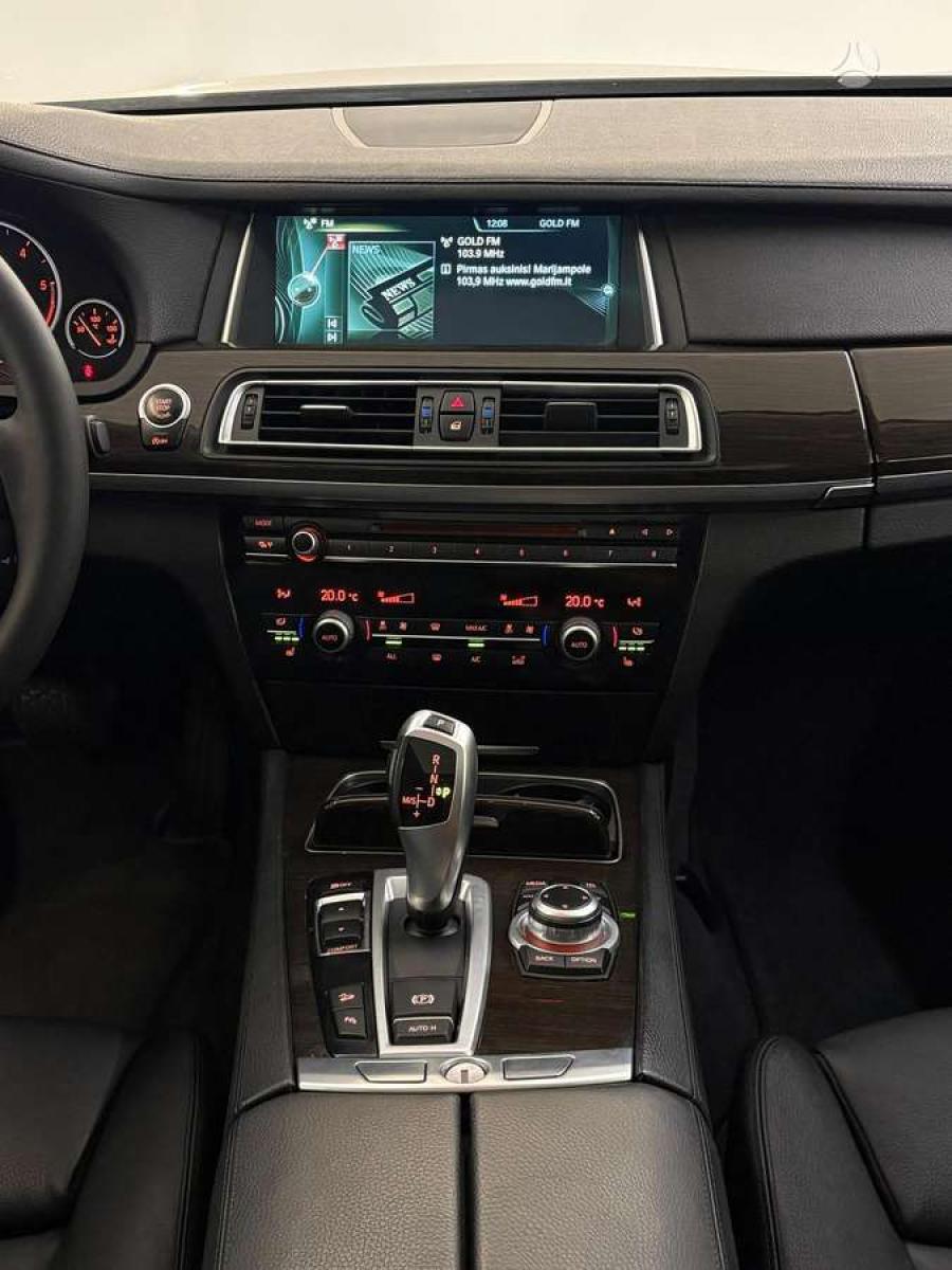 Melns BMW 730 2012 Marijampole, ar dzinēja tilpumu 2.99 L un nobraukumu 272 tūkst. km par 12450 €, foto 6 vietnē AUTOMOTO.COM.LV
