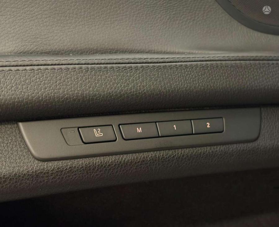 Melns BMW 730 2012 Marijampole, ar dzinēja tilpumu 2.99 L un nobraukumu 272 tūkst. km par 12450 €, foto 8 vietnē AUTOMOTO.COM.LV