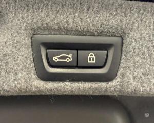 Melns BMW 730 2012 Marijampole, ar dzinēja tilpumu 2.99 L un nobraukumu 272 tūkst. km par 12450 €, foto 18 vietnē AUTOMOTO.COM.LV