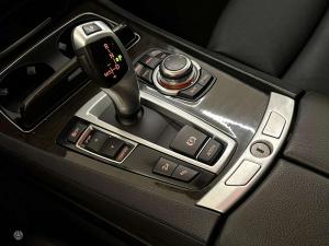 Melns BMW 730 2012 Marijampole, ar dzinēja tilpumu 2.99 L un nobraukumu 272 tūkst. km par 12450 €, foto 29 vietnē AUTOMOTO.COM.LV
