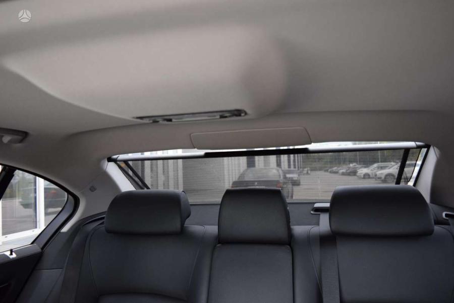 Melns BMW 730 2012 Viļņa, ar dzinēja tilpumu 2.99 L un nobraukumu 272 tūkst. km par 12750 €, foto 24 vietnē AUTOMOTO.COM.LV