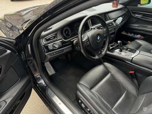 Black BMW 730 2012 in Skuodas, with an engine capacity of 2.99 L and mileage of 294 thousand km for 17300 €, photo 11 on AUTOMOTO.COM.LV