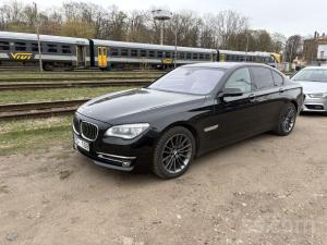 Black BMW 730 2012 in Riga, with an engine capacity of 3.00 L and mileage of 395 thousand km for 15250 €, photo  on AUTOMOTO.COM.LV