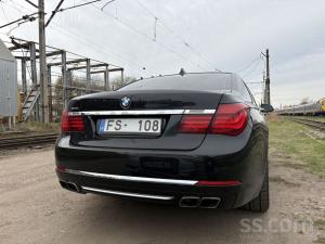 Melns BMW 730 2012 Rīga, ar dzinēja tilpumu 3.00 L un nobraukumu 395 tūkst. km par 15250 €, foto 13 vietnē AUTOMOTO.COM.LV