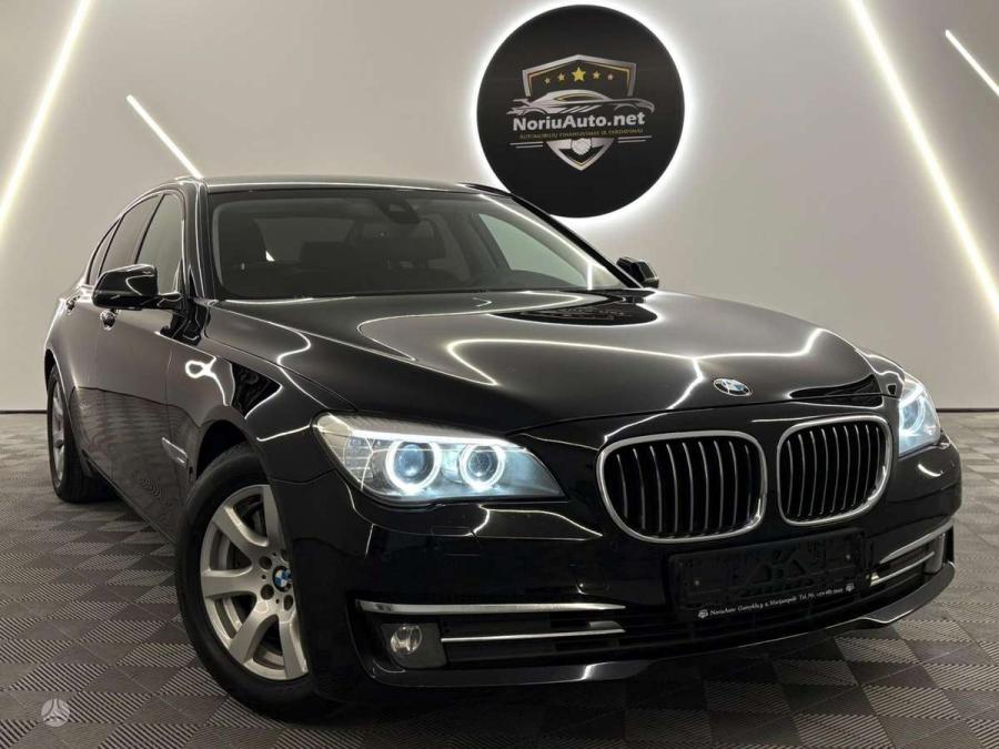 Black BMW 730 2012 in Marijampole, with an engine capacity of 2.99 L and mileage of 270 thousand km for 11450 €, photo 1 on AUTOMOTO.COM.LV