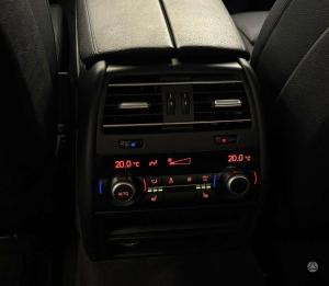 Black BMW 730 2012 in Marijampole, with an engine capacity of 2.99 L and mileage of 270 thousand km for 11450 €, photo 9 on AUTOMOTO.COM.LV