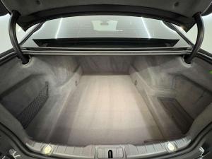 Black BMW 730 2012 in Marijampole, with an engine capacity of 2.99 L and mileage of 270 thousand km for 11450 €, photo 16 on AUTOMOTO.COM.LV