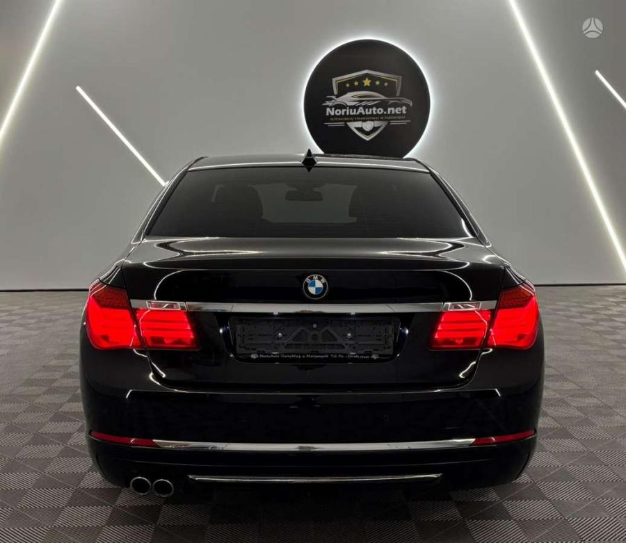 Black BMW 730 2012 in Marijampole, with an engine capacity of 2.99 L and mileage of 270 thousand km for 11450 €, photo 17 on AUTOMOTO.COM.LV